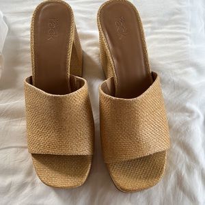 Nordstrom Rack | Shoes | Nordstrom Rack Alyssa Platform Sandal Heels ...